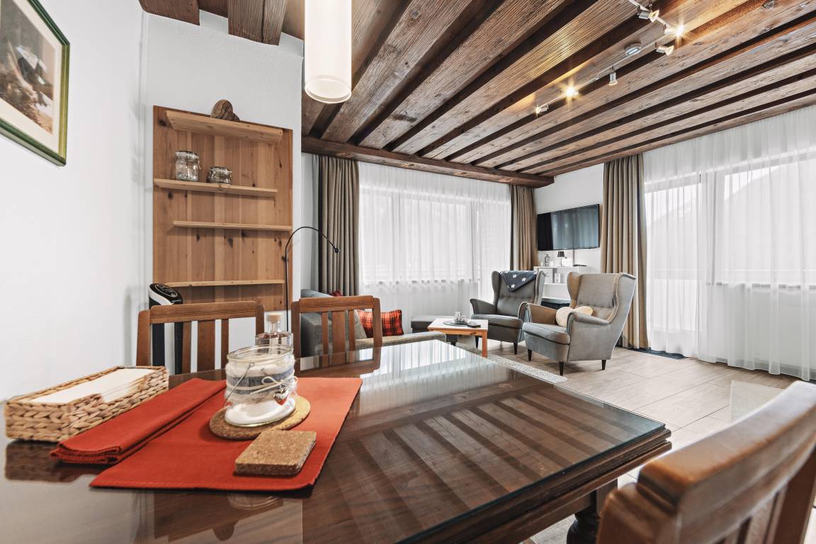 44 M² Ferienwohnung ∙ 1 Schlafzimmer ∙ 4 Gäste - Oetz
