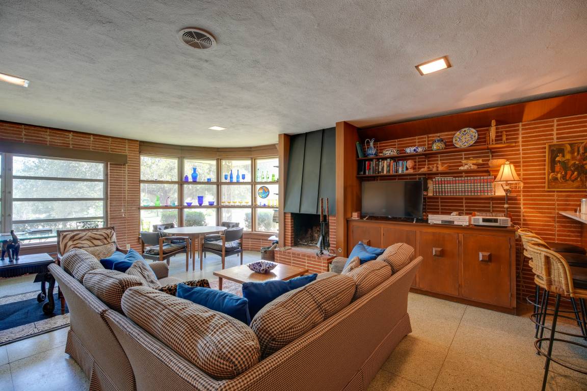 247 M² House ∙ 3 Bedrooms ∙ 6 Guests - AT&T Center