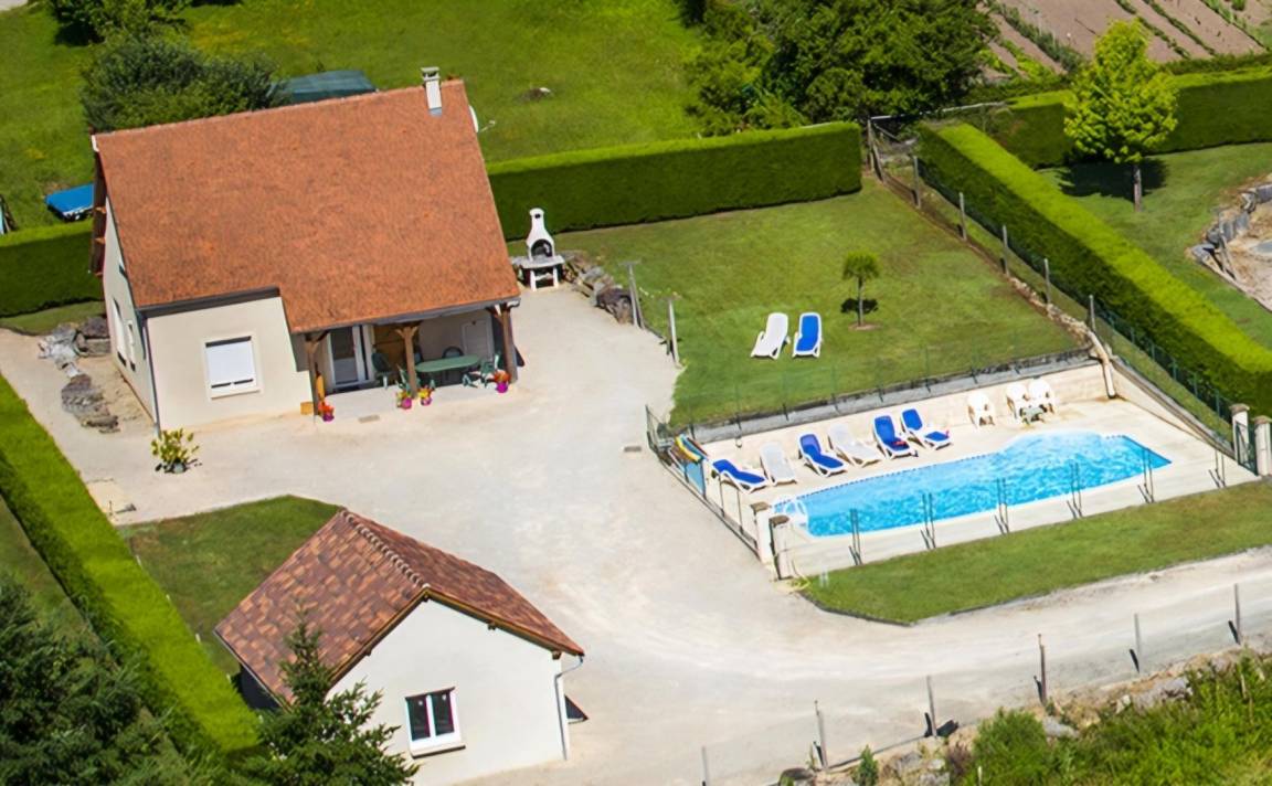 90 M² Gîte ∙ 4 Chambres ∙ 8 Personnes - Lot