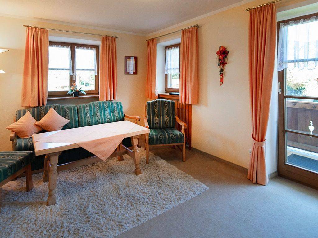 43 M² Ferienhaus ∙ 1 Schlafzimmer ∙ 2 Gäste - Rottach-Egern