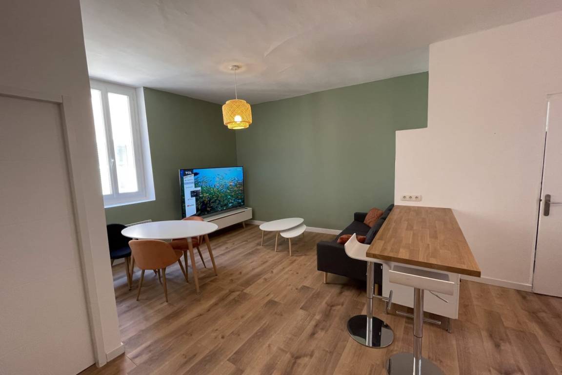 68 M² Appartement ∙ 3 Chambres ∙ 6 Personnes - Gard