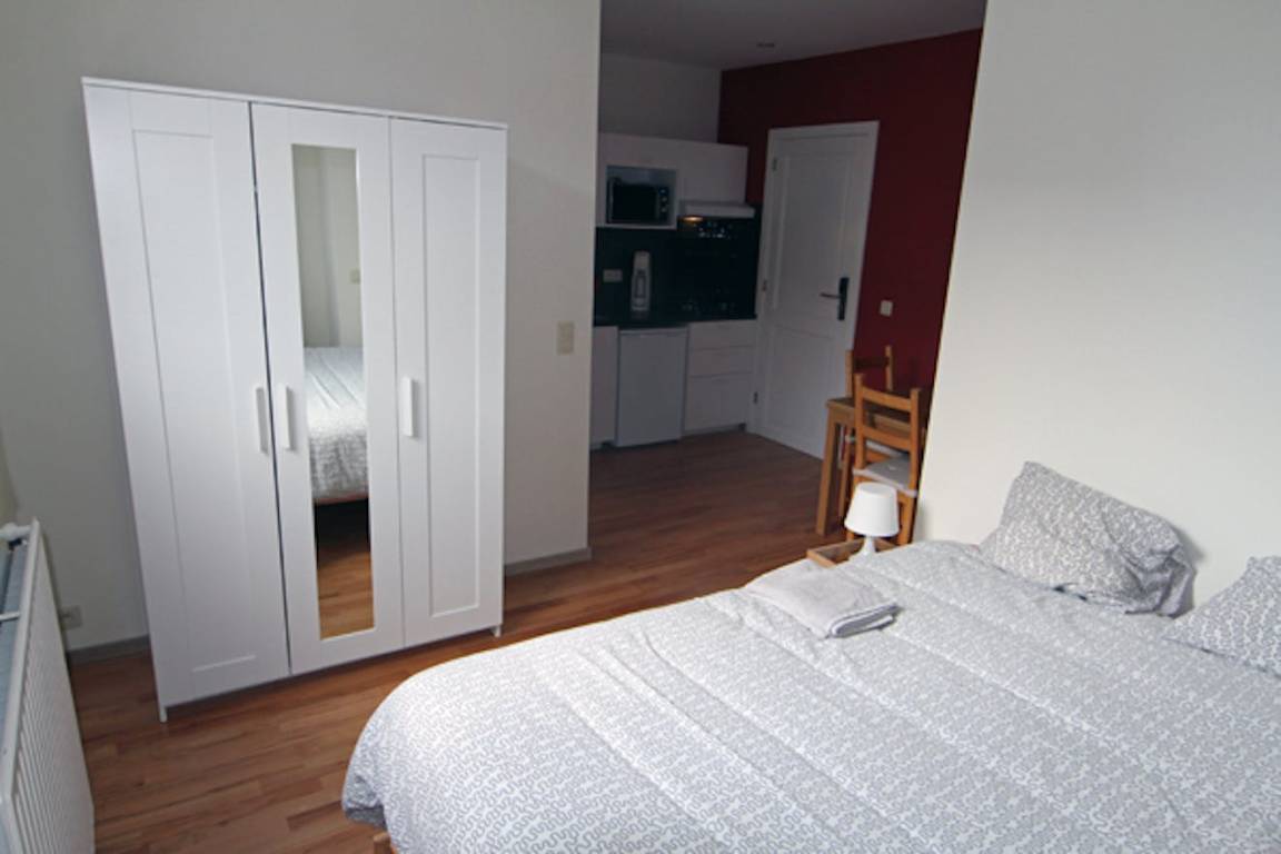 20 M² Apartment ∙ 30 Guests - Overijse