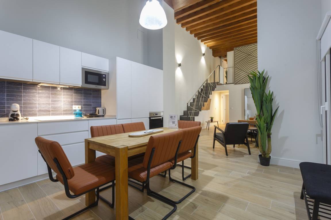 94 M² Apartamento ∙ 2 Habitaciones ∙ 6 Huéspedes - Cádiz