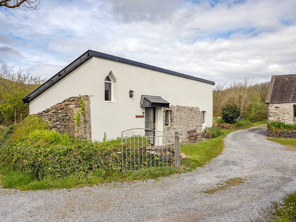 80 M² Cottage ∙ 1 Bedroom ∙ 2 Guests - Dingle Peninsula