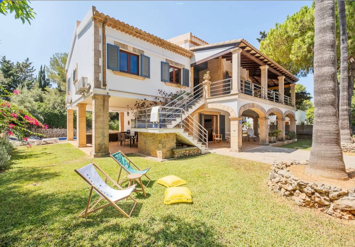 250 M² House ∙ 6 Bedrooms ∙ 12 Guests - Alcúdia