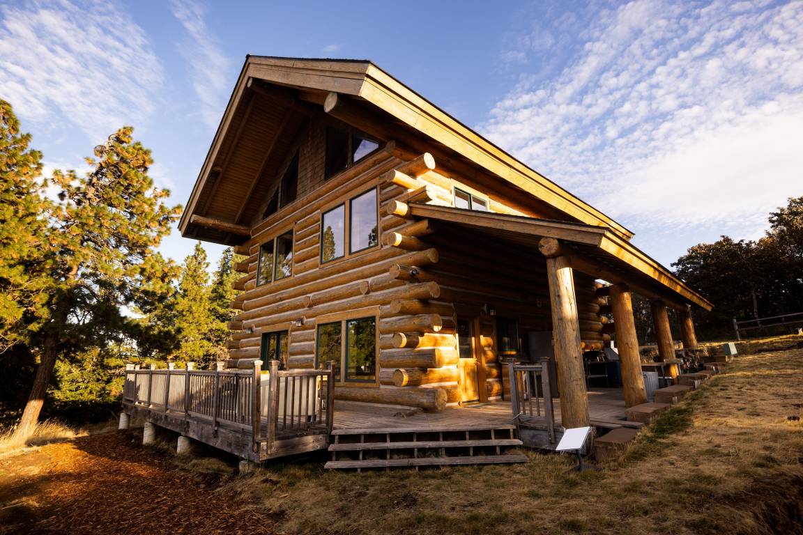 182 M² Cabin ∙ 3 Bedrooms ∙ 8 Guests - Memaloose State Park, Mosier