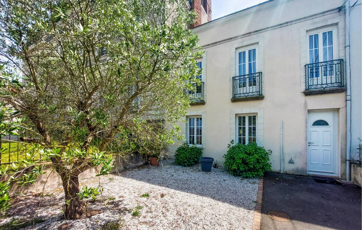 200 M² Maison De Vacances ∙ 4 Chambres ∙ 8 Personnes - Savenay