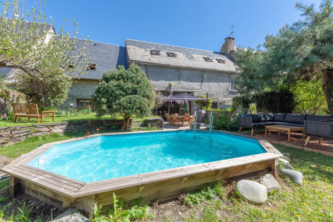 320 M² Gîte ∙ 6 Chambres ∙ 15 Personnes - Payolle