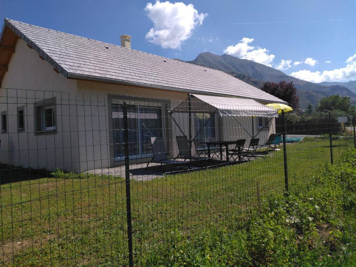 110 M² Gîte ∙ 3 Chambres ∙ 6 Personnes - Saint-Léger-les-Mélèzes