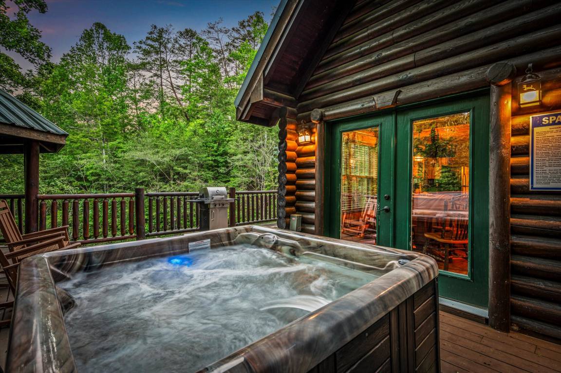 112 M² House ∙ 1 Bedroom ∙ 6 Guests - Gatlinburg, TN