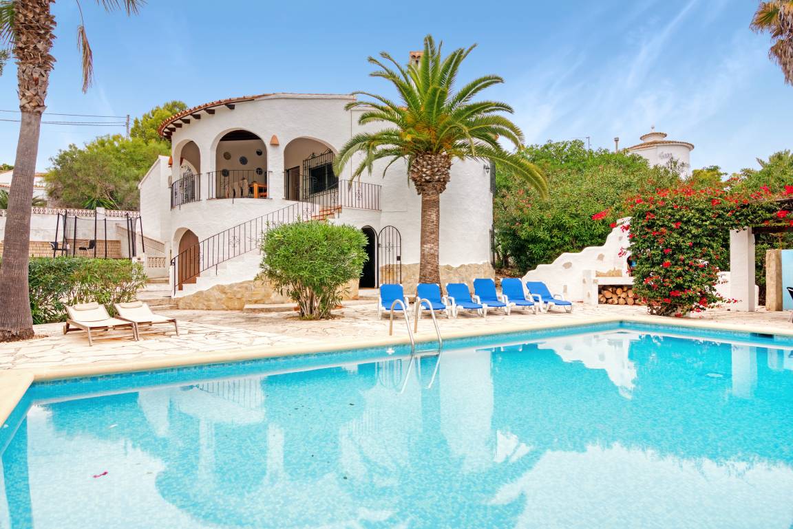 300 M² Villa ∙ 4 Schlafzimmer ∙ 10 Gäste - Moraira
