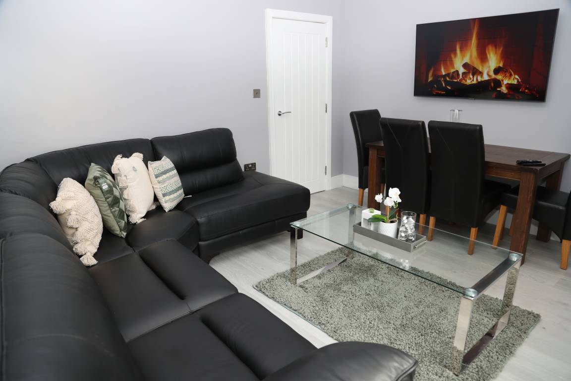 40 M² Apartment ∙ 1 Bedroom ∙ 3 Guests - Solihull