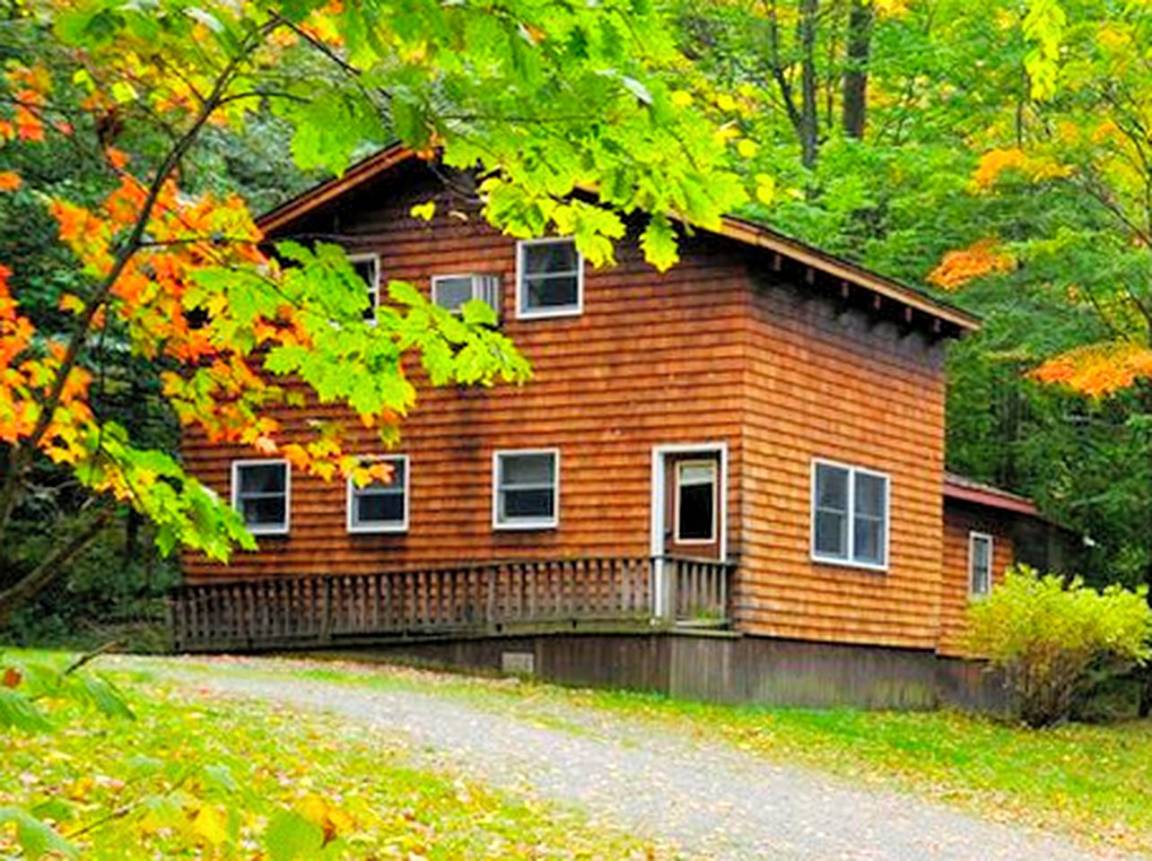 House ∙ 3 Bedrooms ∙ 8 Guests - Boone Lake, Penfield