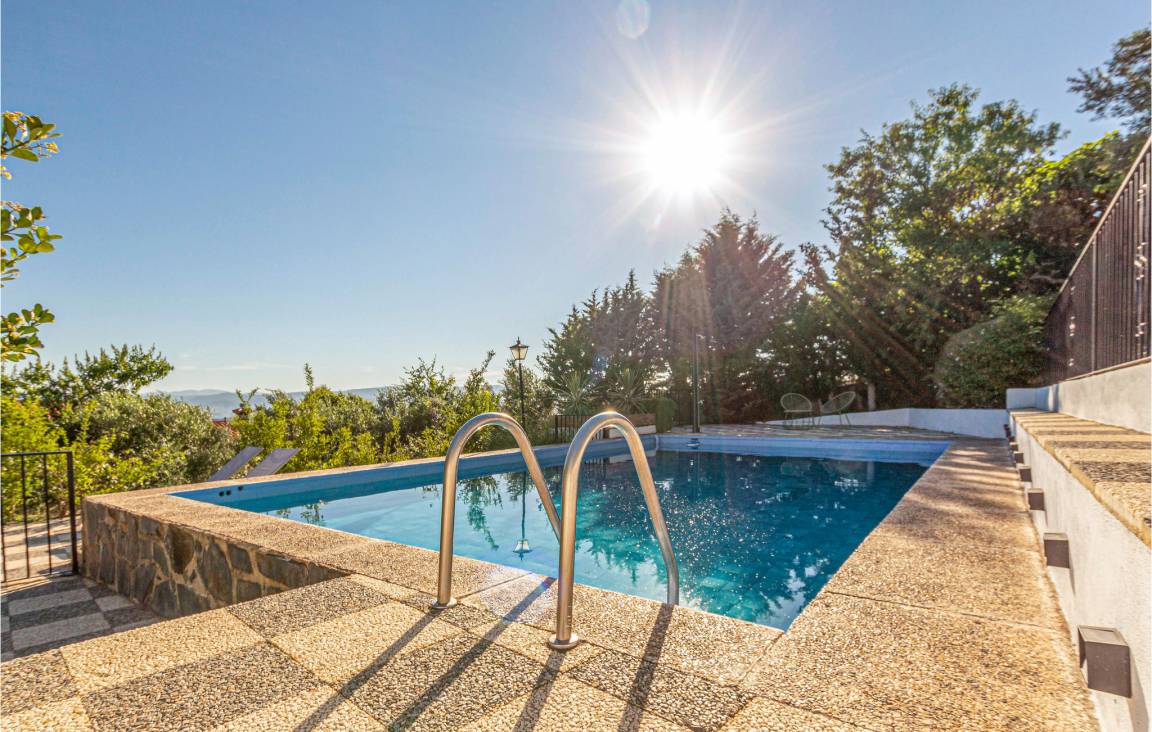 242 M² House ∙ 4 Bedrooms ∙ 8 Guests - Lanjarón