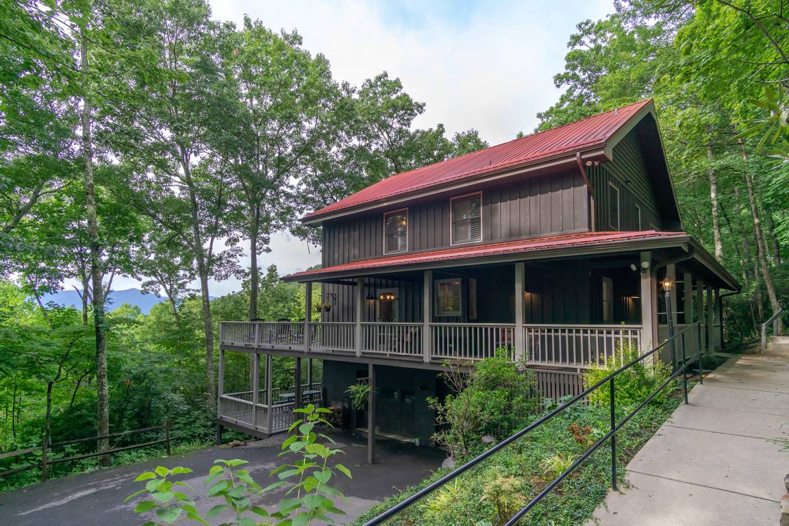 232 M² House ∙ 4 Bedrooms ∙ 12 Guests - Black Mountain, NC