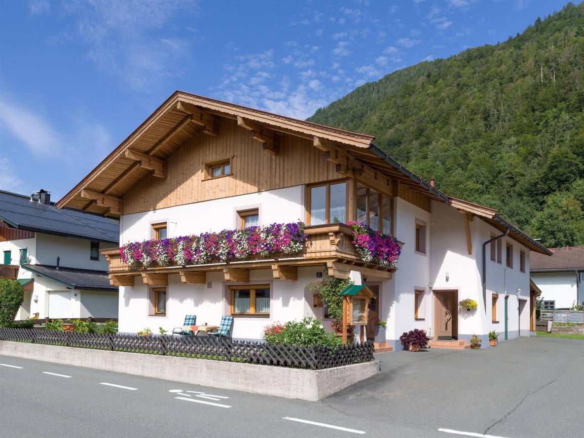 80 M² Apartment ∙ 3 Bedrooms ∙ 5 Guests - Fieberbrunn