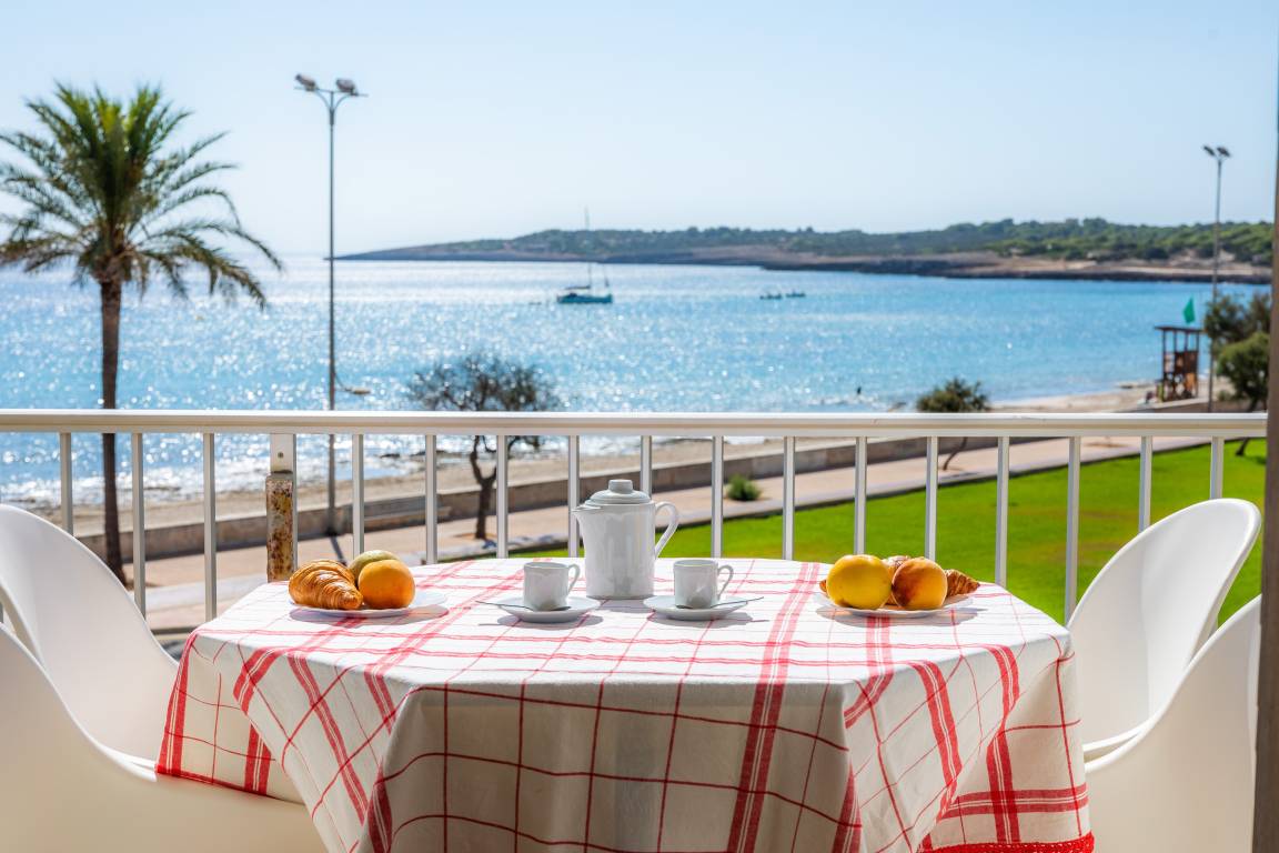 80 M² Apartamento ∙ 2 Habitaciones ∙ 4 Huéspedes - Cala Millor