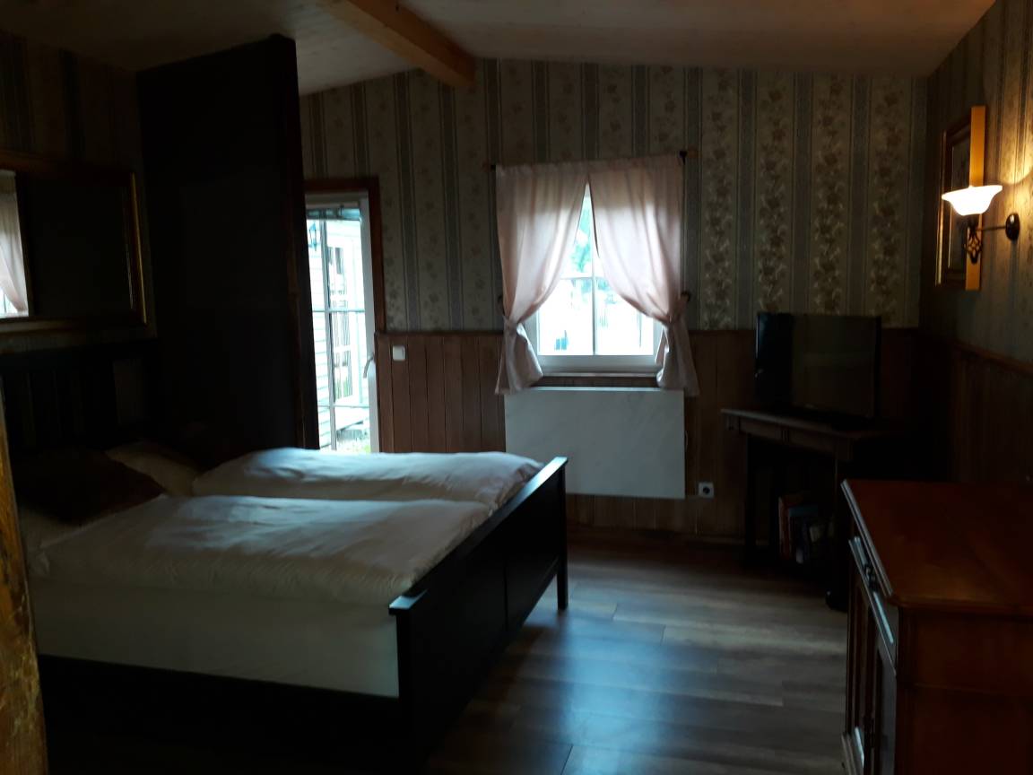 Apartment ∙ 2 Bedrooms ∙ 2 Guests - Rothenburg ob der Tauber