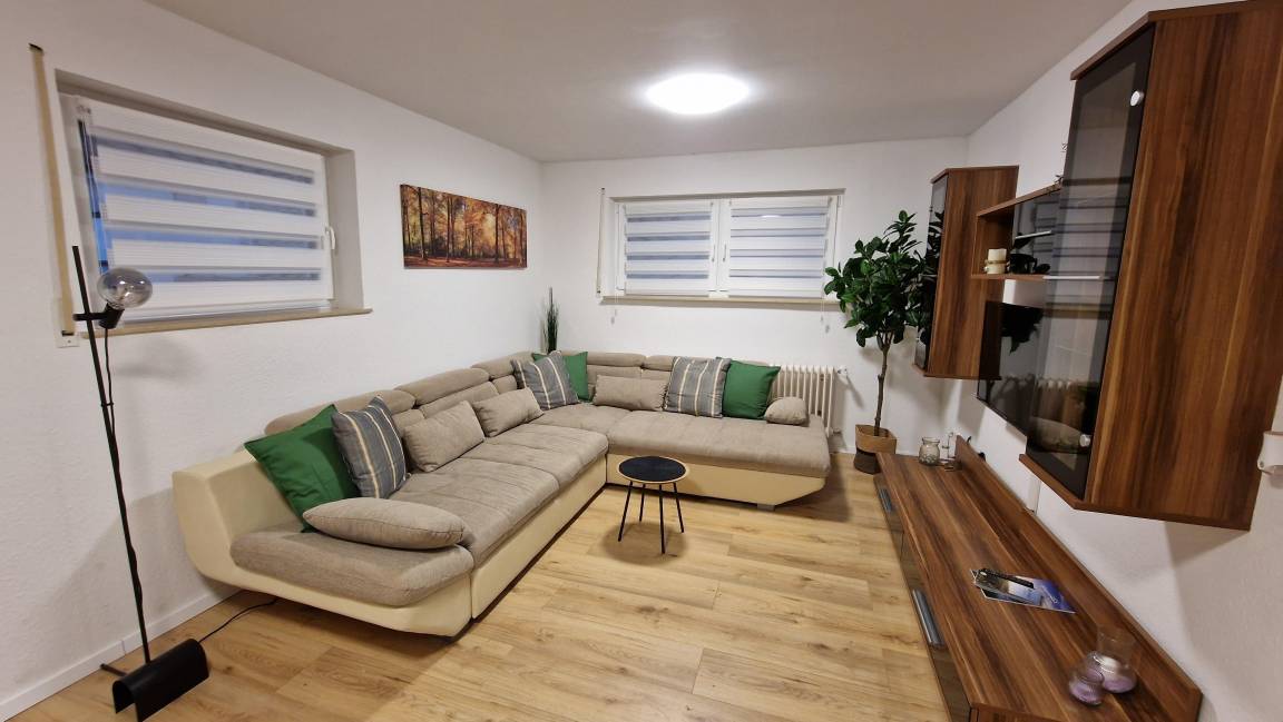 65 M² Ferienwohnung ∙ 1 Schlafzimmer ∙ 4 Gäste - Rodalben