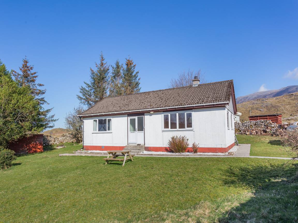 Cottage ∙ 3 Bedrooms ∙ 5 Guests - Loch Assynt