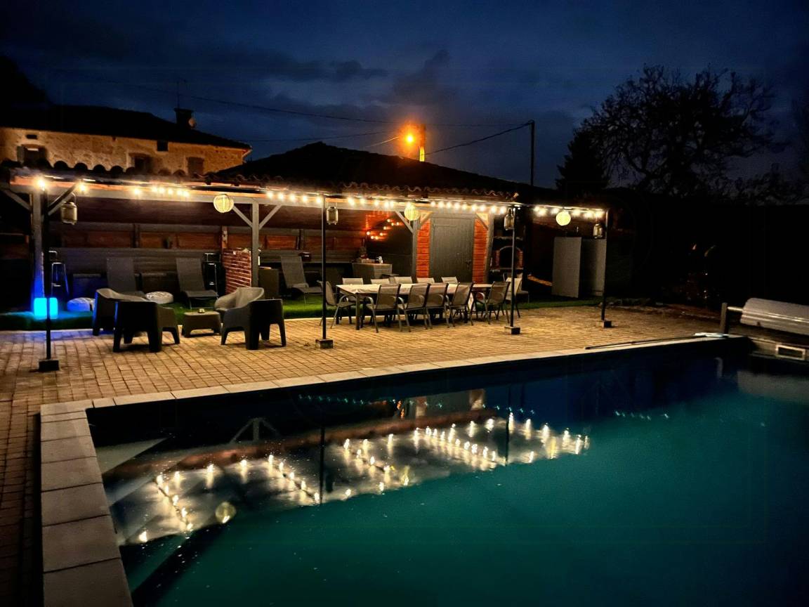 285 M² Maison De Vacances ∙ 4 Chambres ∙ 12 Personnes - Salies-du-Salat