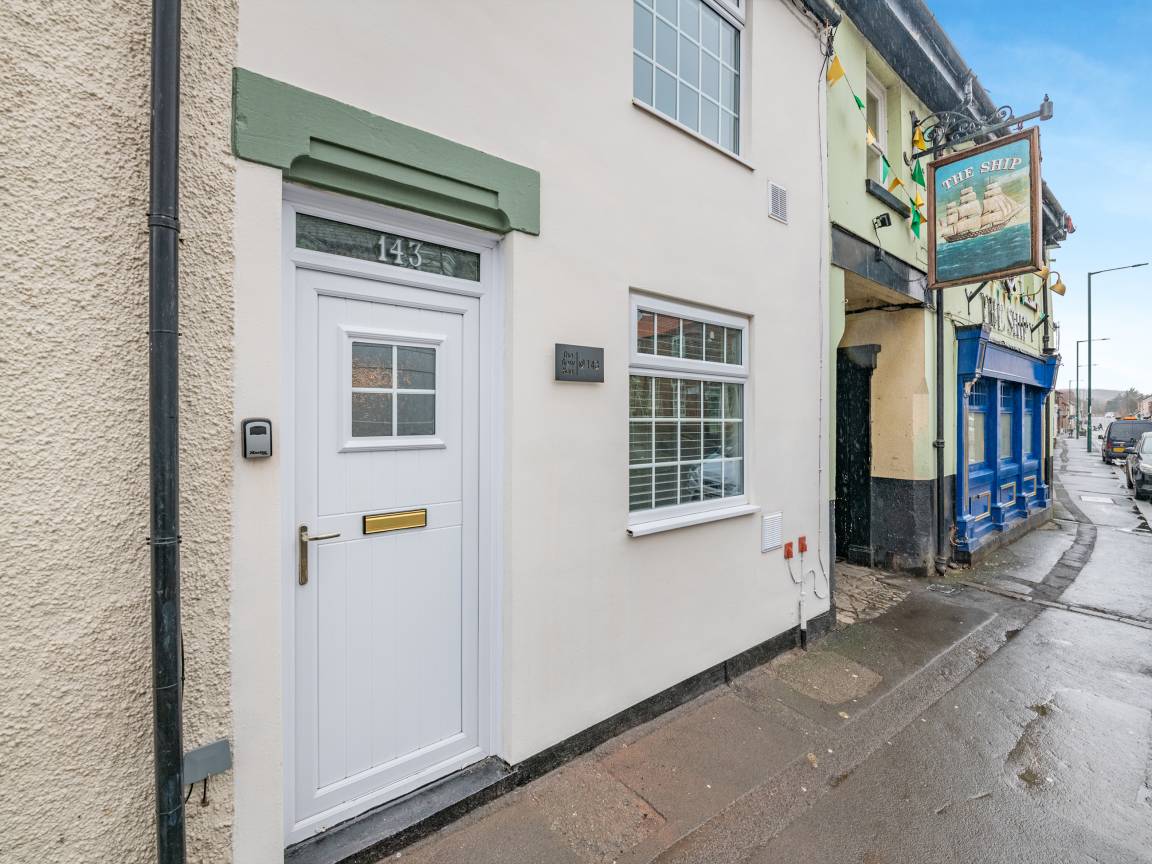 Cottage ∙ 2 Bedrooms ∙ 4 Guests - Redcar