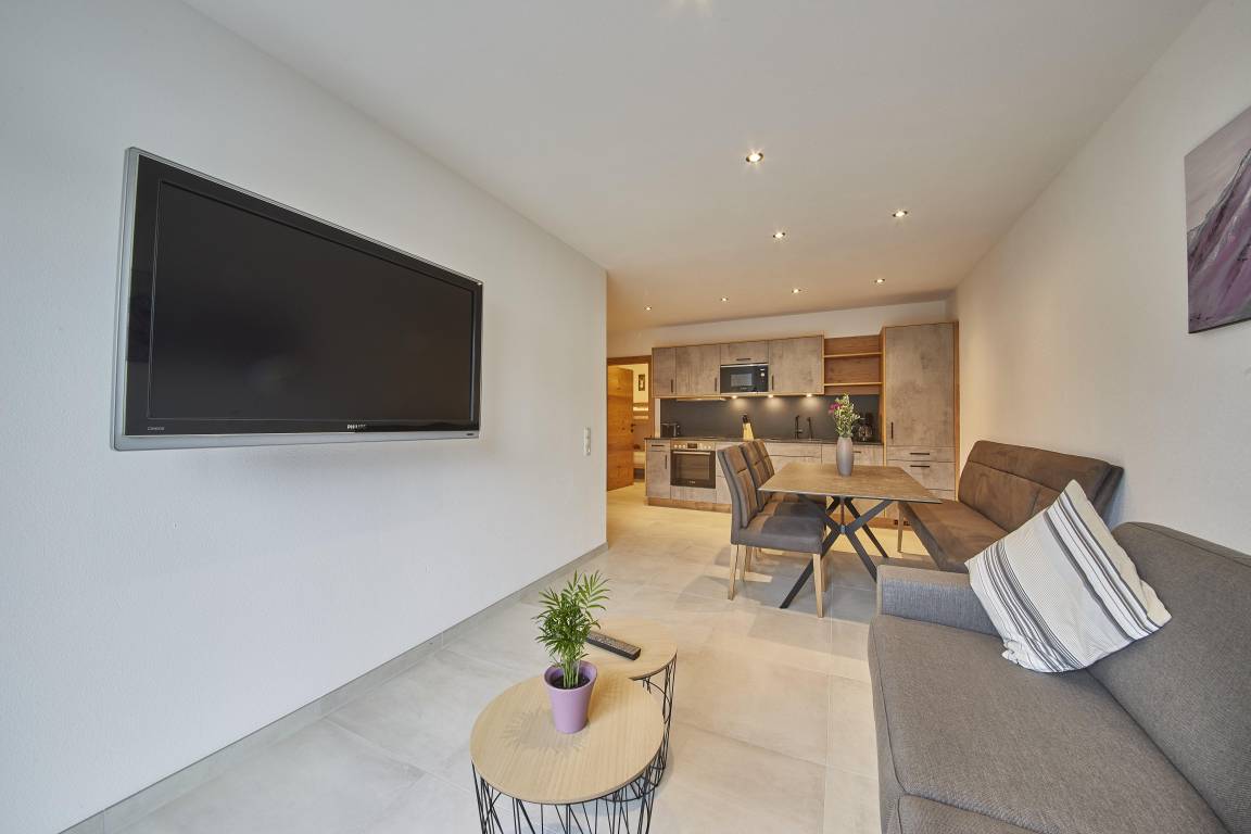 60 M² Ferienwohnung ∙ 2 Schlafzimmer ∙ 6 Gäste - Maishofen
