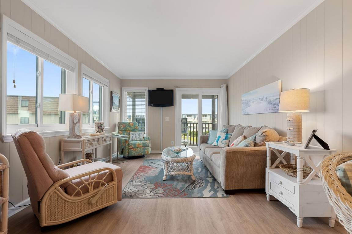 Condo ∙ 2 Bedrooms ∙ 4 Guests - Fort Macon State Park, Atlantic Beach