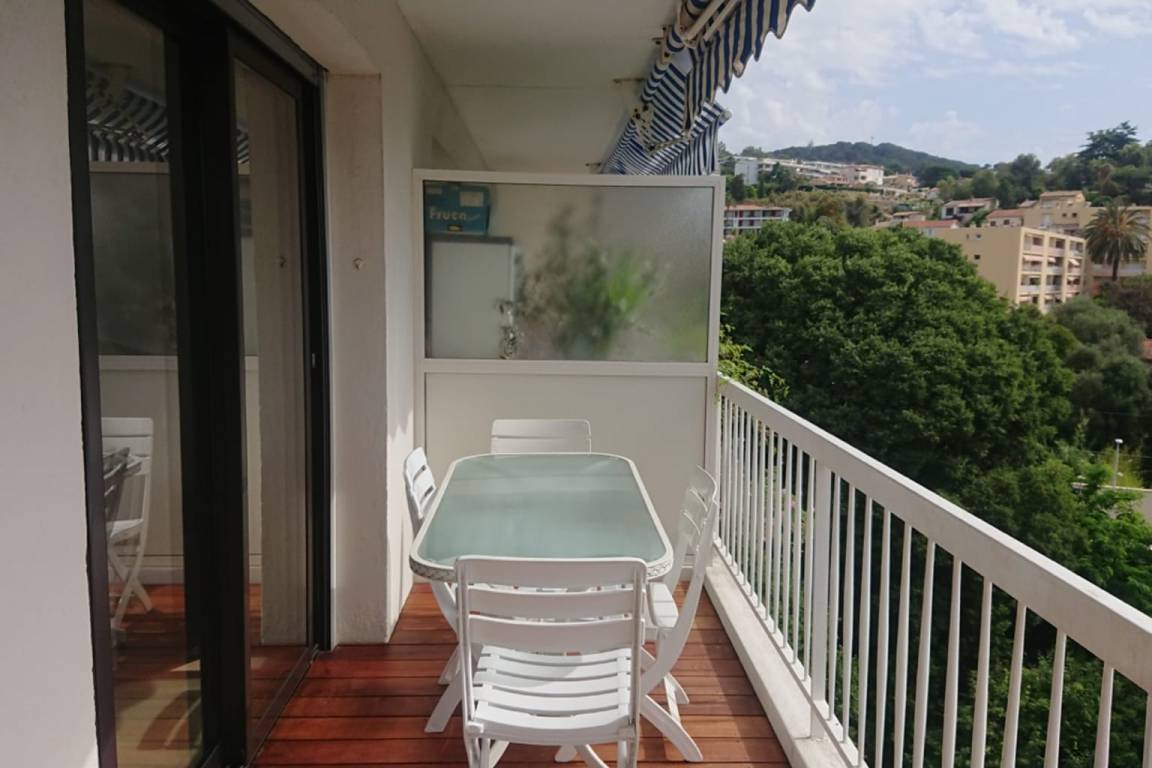 70 M² Apartment ∙ 3 Bedrooms ∙ 5 Guests - Saint-Raphaël