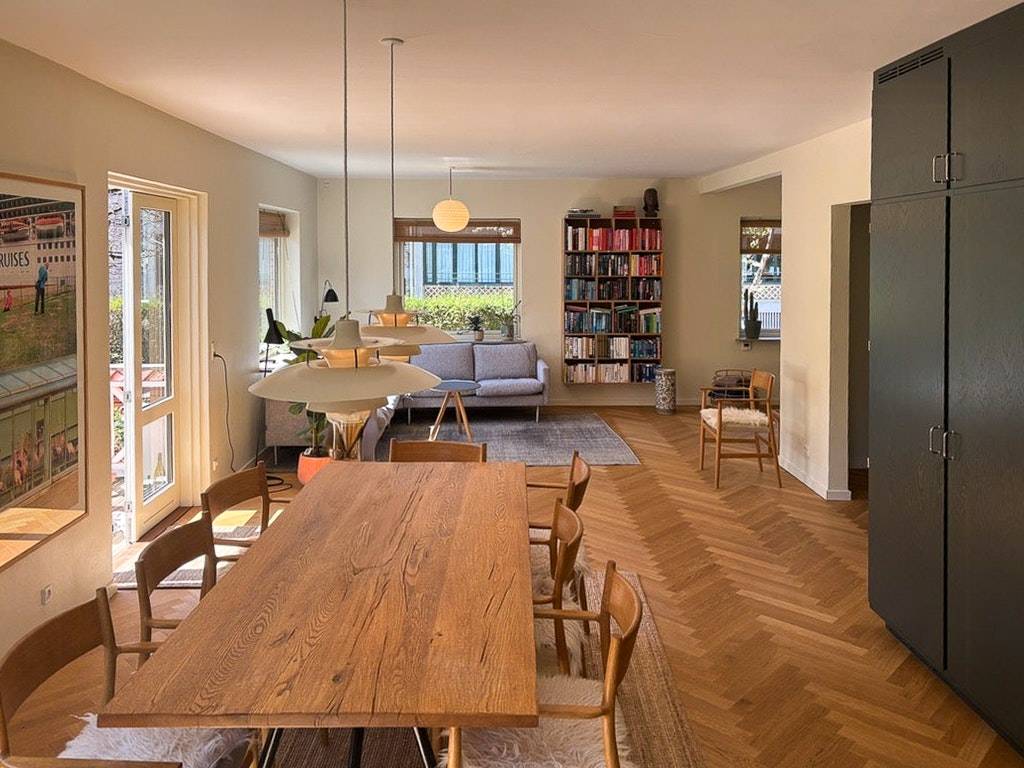 235 M² Ferienhaus ∙ 5 Schlafzimmer ∙ 11 Gäste -