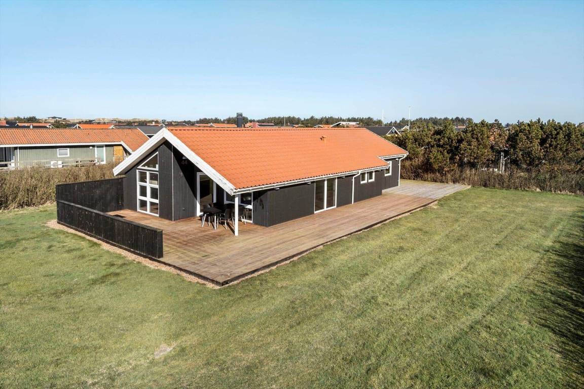 109 M² Ferienhaus ∙ 4 Schlafzimmer ∙ 10 Gäste - Harboøre