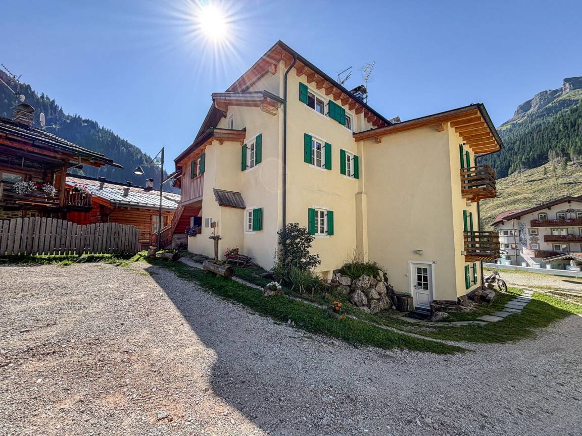 60 M² Appartamento ∙ 2 Camere Da Letto ∙ 4 Ospiti - Canazei