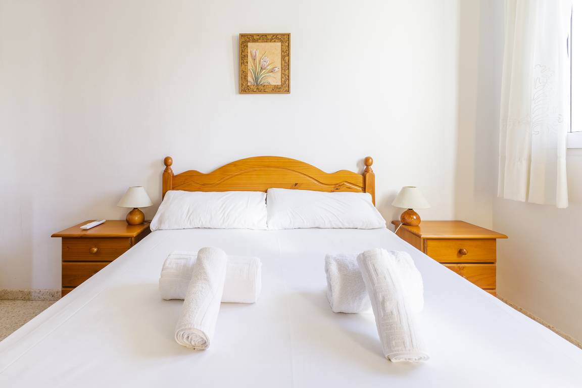 90 M² Apartamento ∙ 2 Habitaciones ∙ 4 Huéspedes - Algarrobo