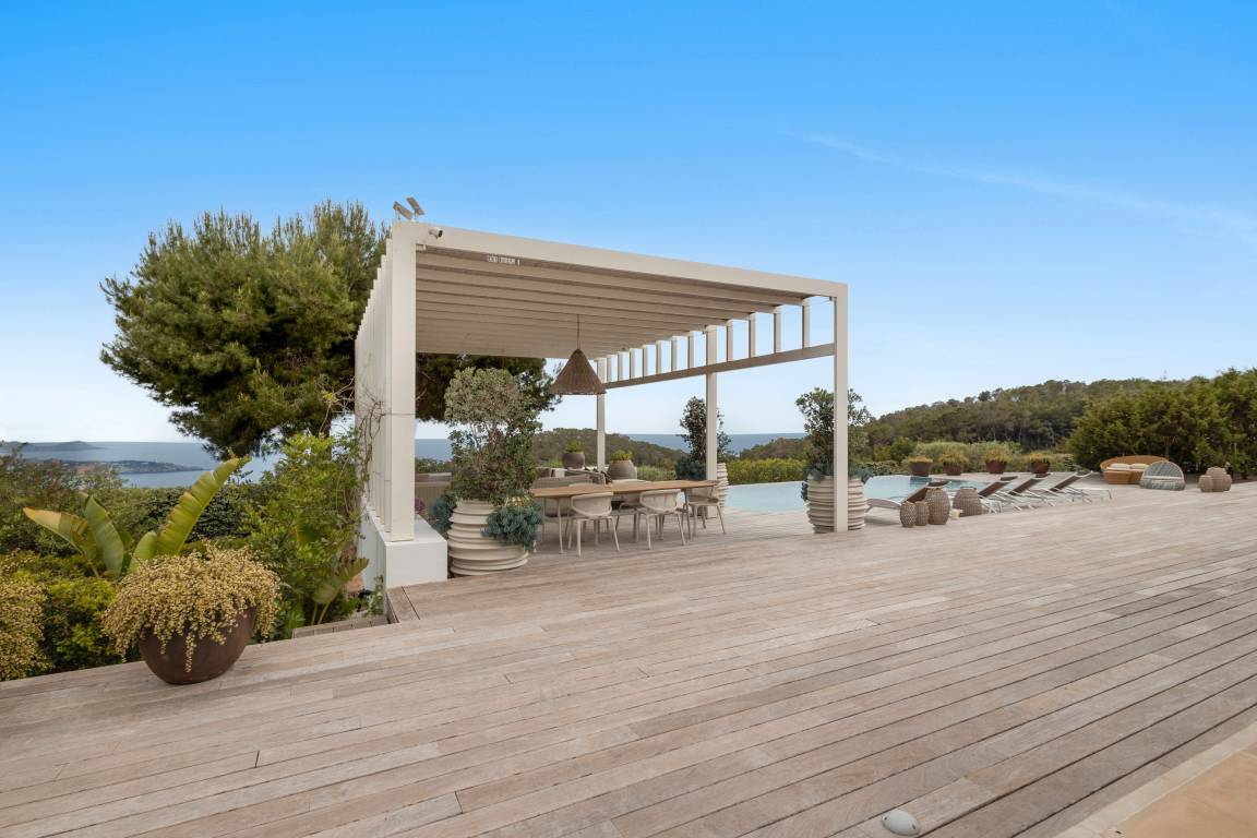 300 M² Villa ∙ 4 Habitaciones ∙ 8 Huéspedes - Sa Talaia