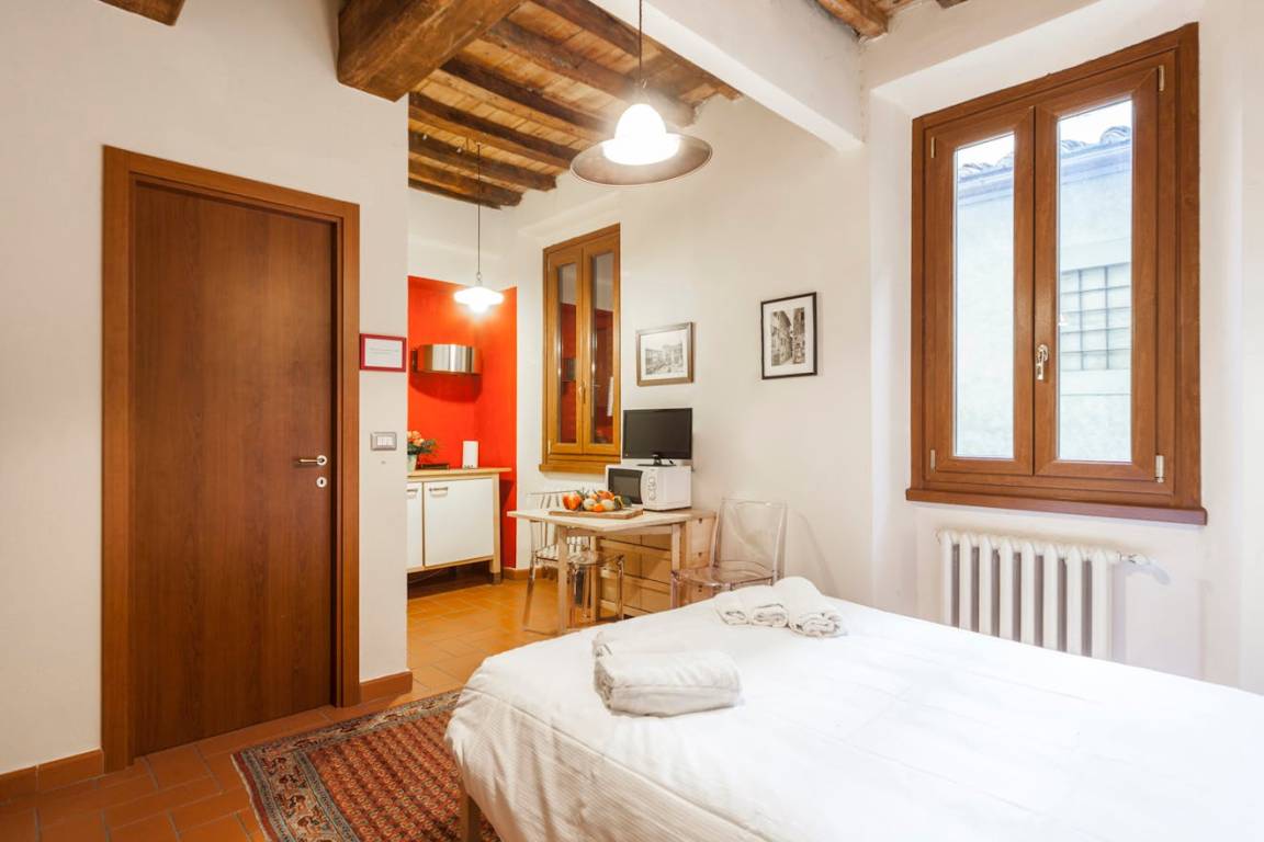 20 M² Apartment ∙ 2 Guests - Florence
