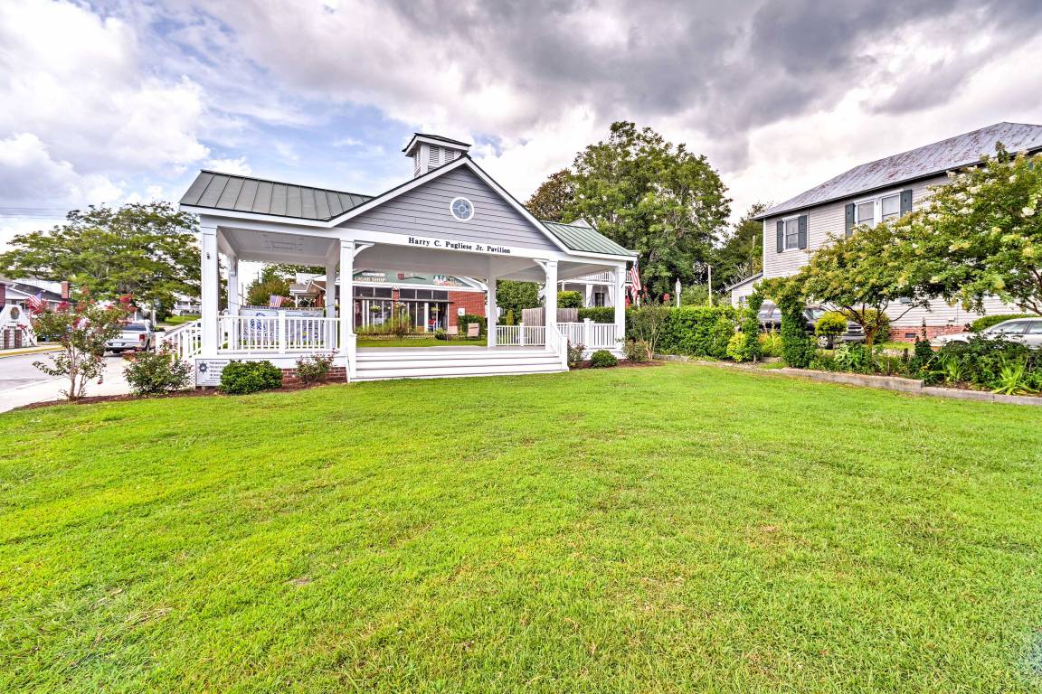 111 M² Apartment ∙ 4 Guests - Swansboro, NC