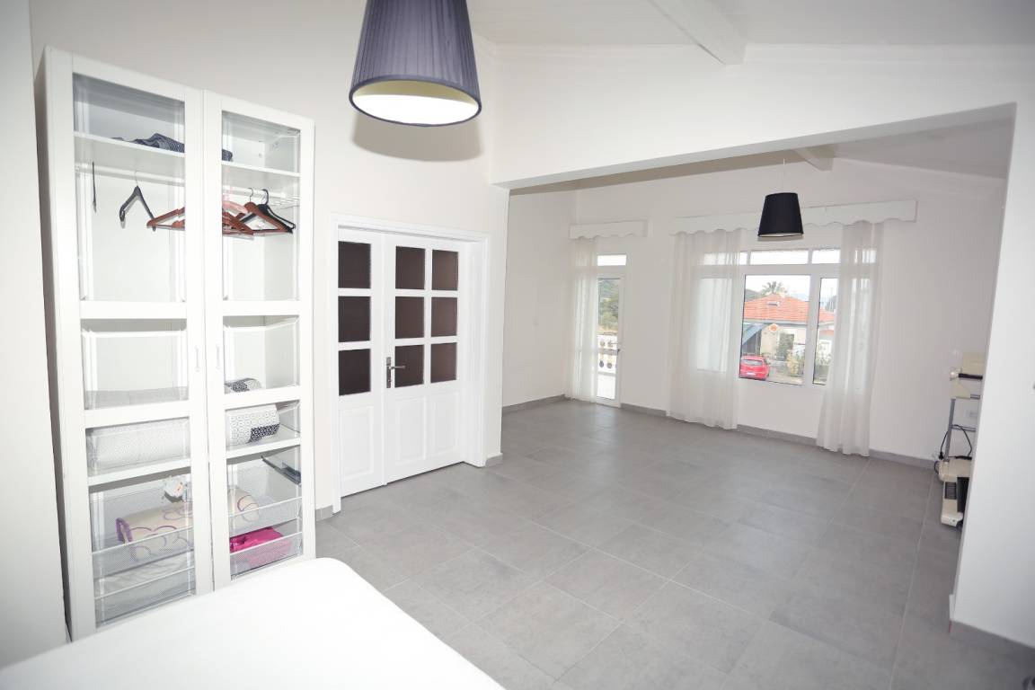 682 M² Villa ∙ 7 Bedrooms ∙ 14 Guests - Şifne