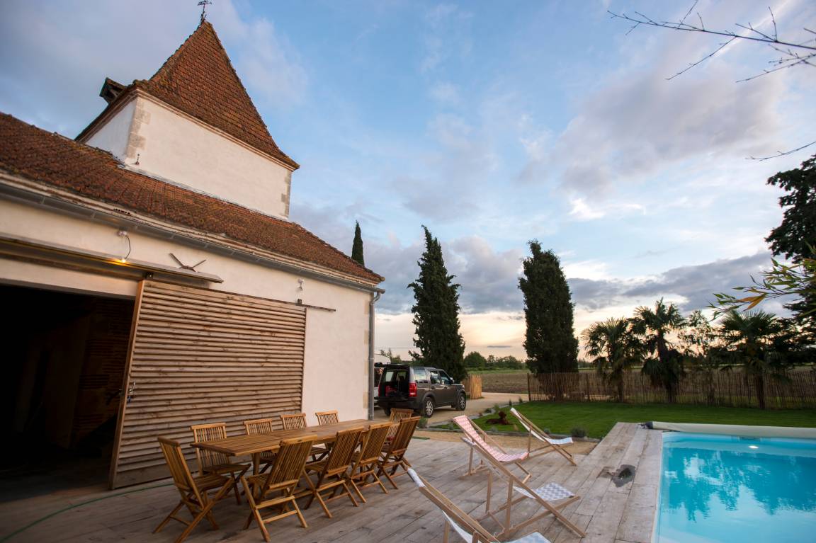 200 M² Maison De Vacances ∙ 4 Chambres ∙ 8 Personnes - Latour-Marliac