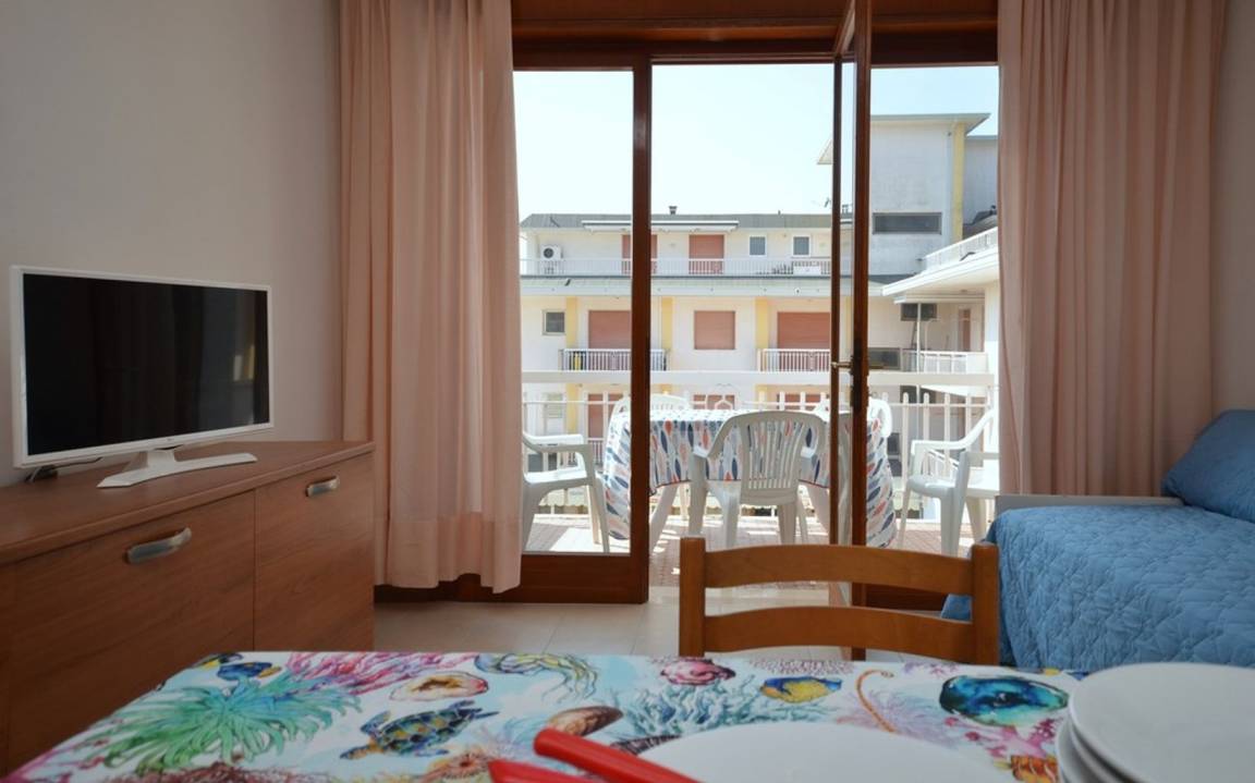 60 M² Apartamento ∙ 3 Habitaciones ∙ 7 Huéspedes - Caorle