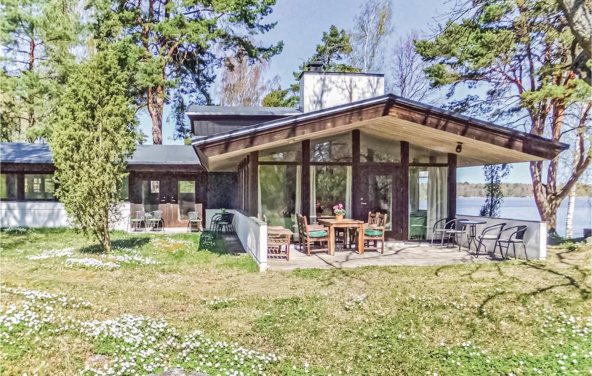 188 M² Hus ∙ 5 Sovrum ∙ 12 Gäster - Södermanlands län