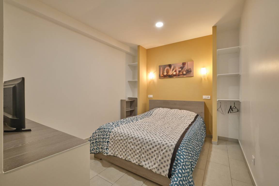 160 M² Apartment ∙ 7 Bedrooms ∙ 18 Guests - Isere