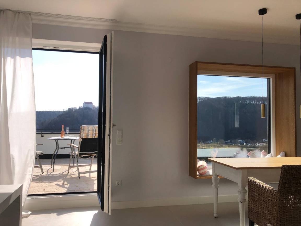 75 M² Ferienwohnung ∙ 1 Schlafzimmer ∙ 4 Gäste - Breitenbrunn