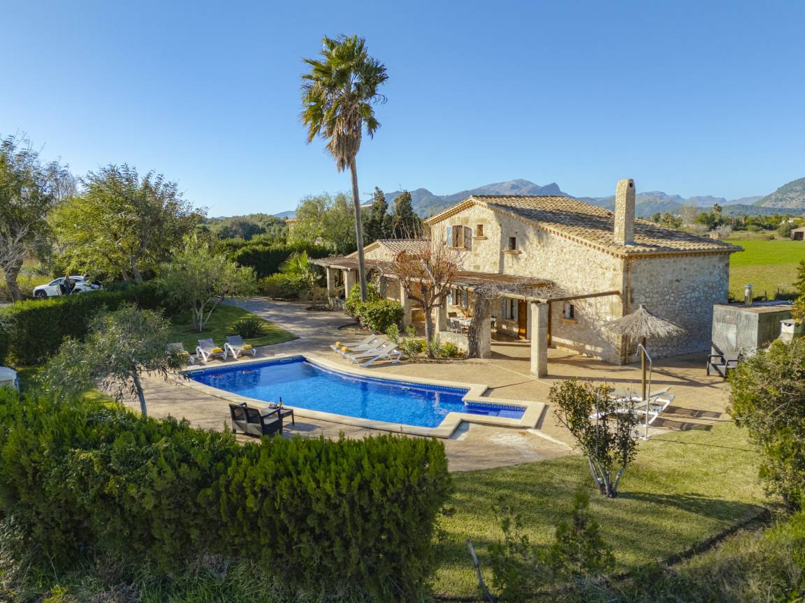 220 M² Villa ∙ 4 Bedrooms ∙ 8 Guests - Pollença