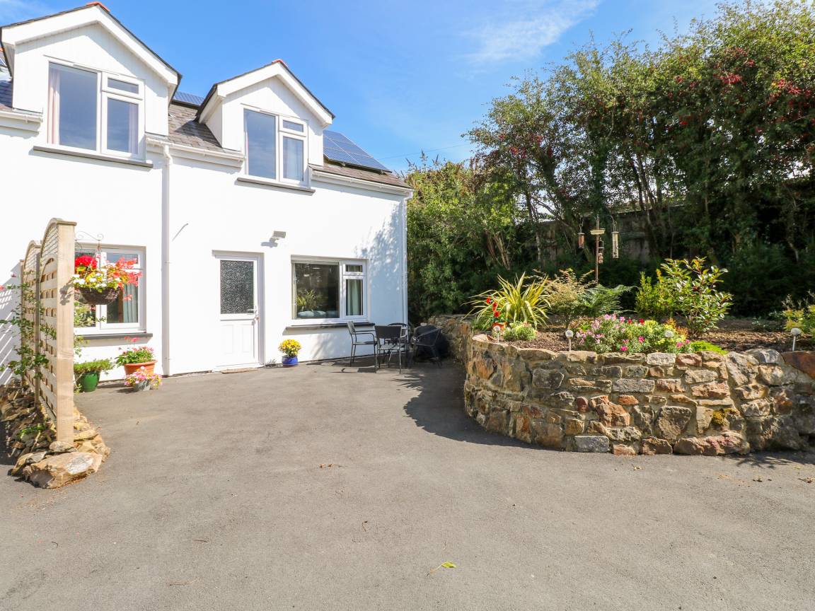 Cottage ∙ 3 Bedrooms ∙ 6 Guests - Manorbier