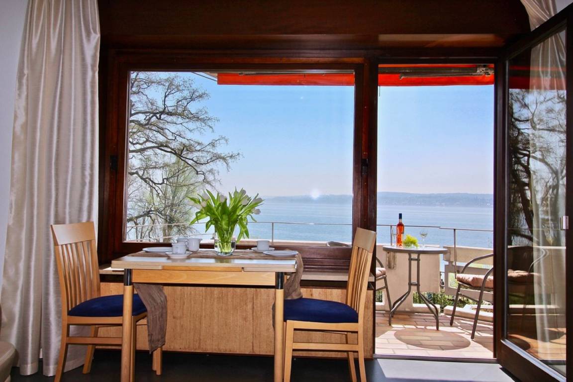 50 M² Ferienwohnung ∙ 1 Schlafzimmer ∙ 3 Gäste - Konstanz