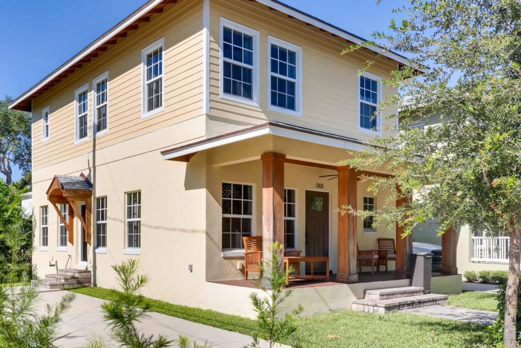167 M² House ∙ 3 Bedrooms ∙ 6 Guests - Palm Beach, FL
