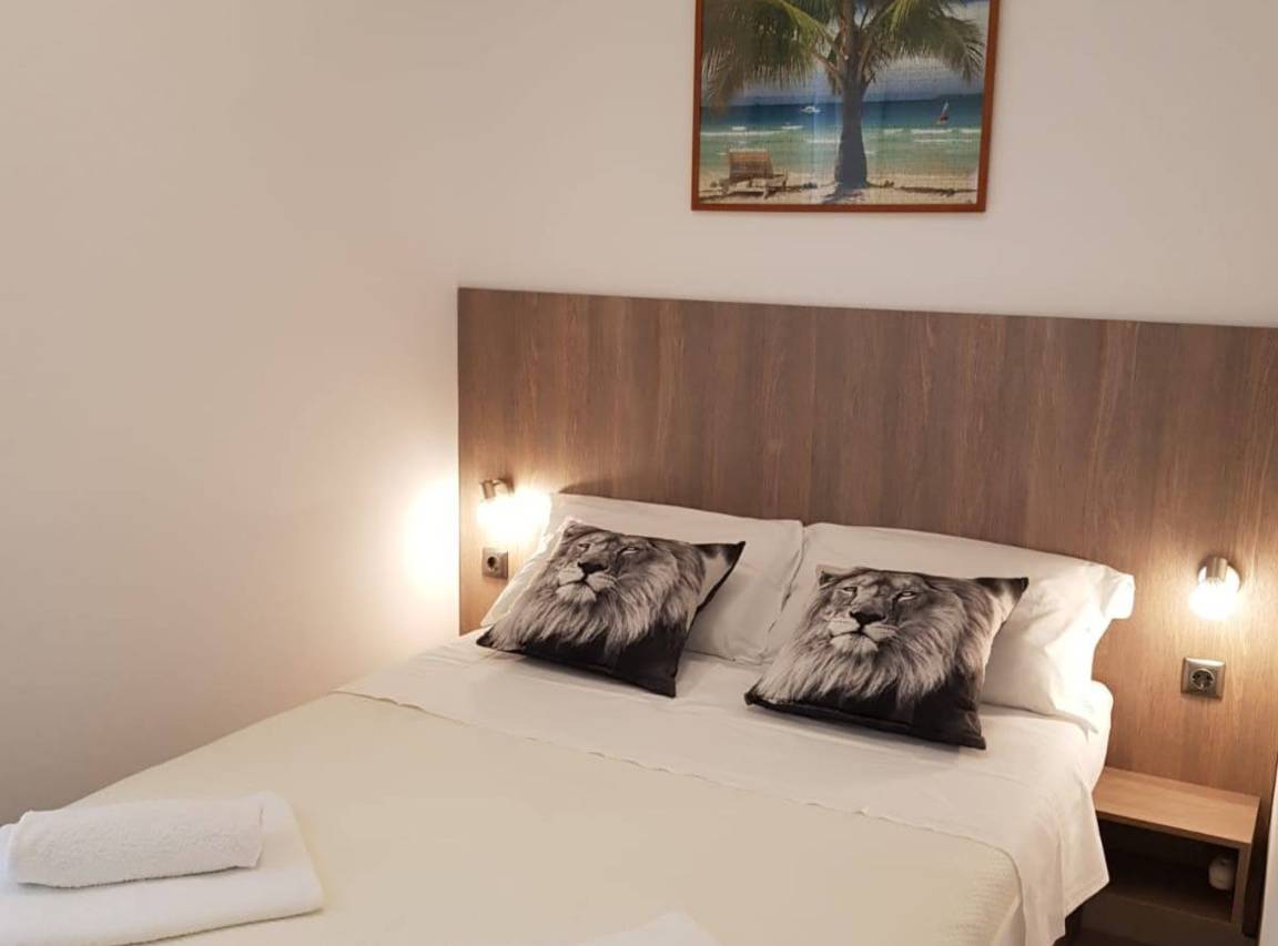 42 M² Apartment ∙ 2 Bedrooms ∙ 4 Guests - Novalja