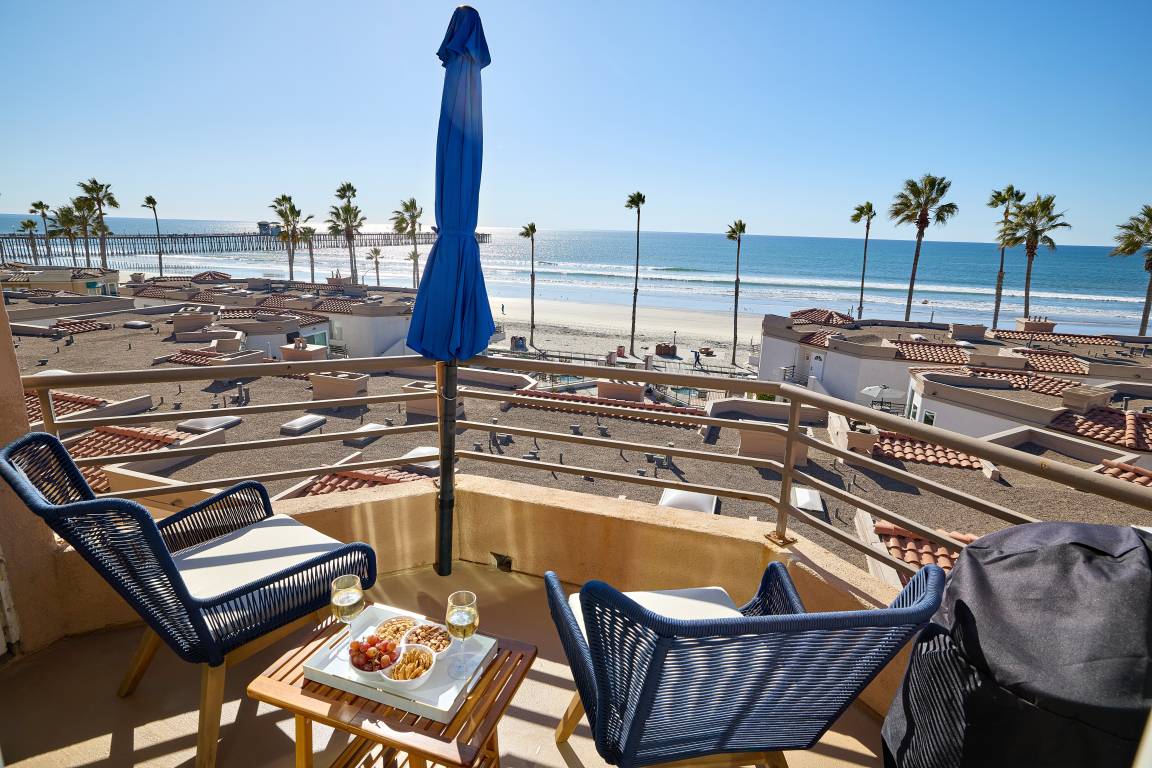 99 M² Condo ∙ 2 Bedrooms ∙ 6 Guests - Oceanside, Californie