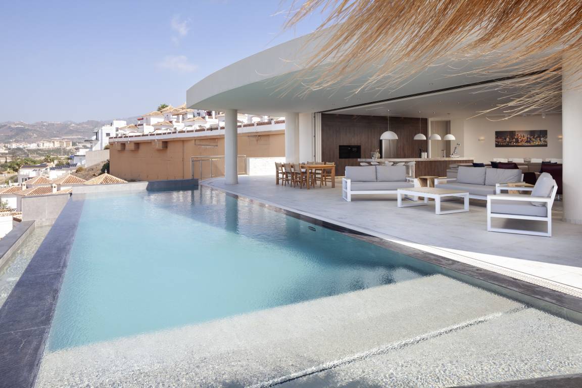 300 M² Villa ∙ 3 Camere Da Letto ∙ 6 Ospiti - Torrox