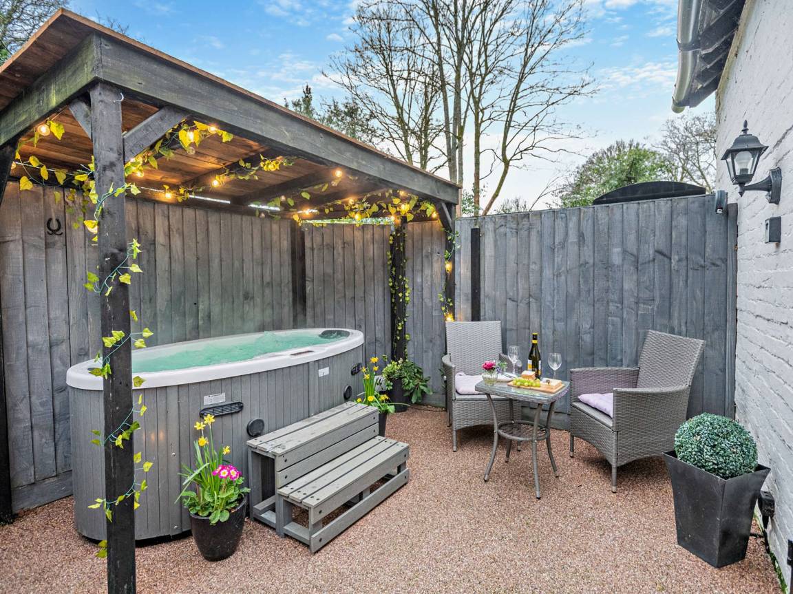 Cottage ∙ 1 Bedroom ∙ 2 Guests - Ringwood
